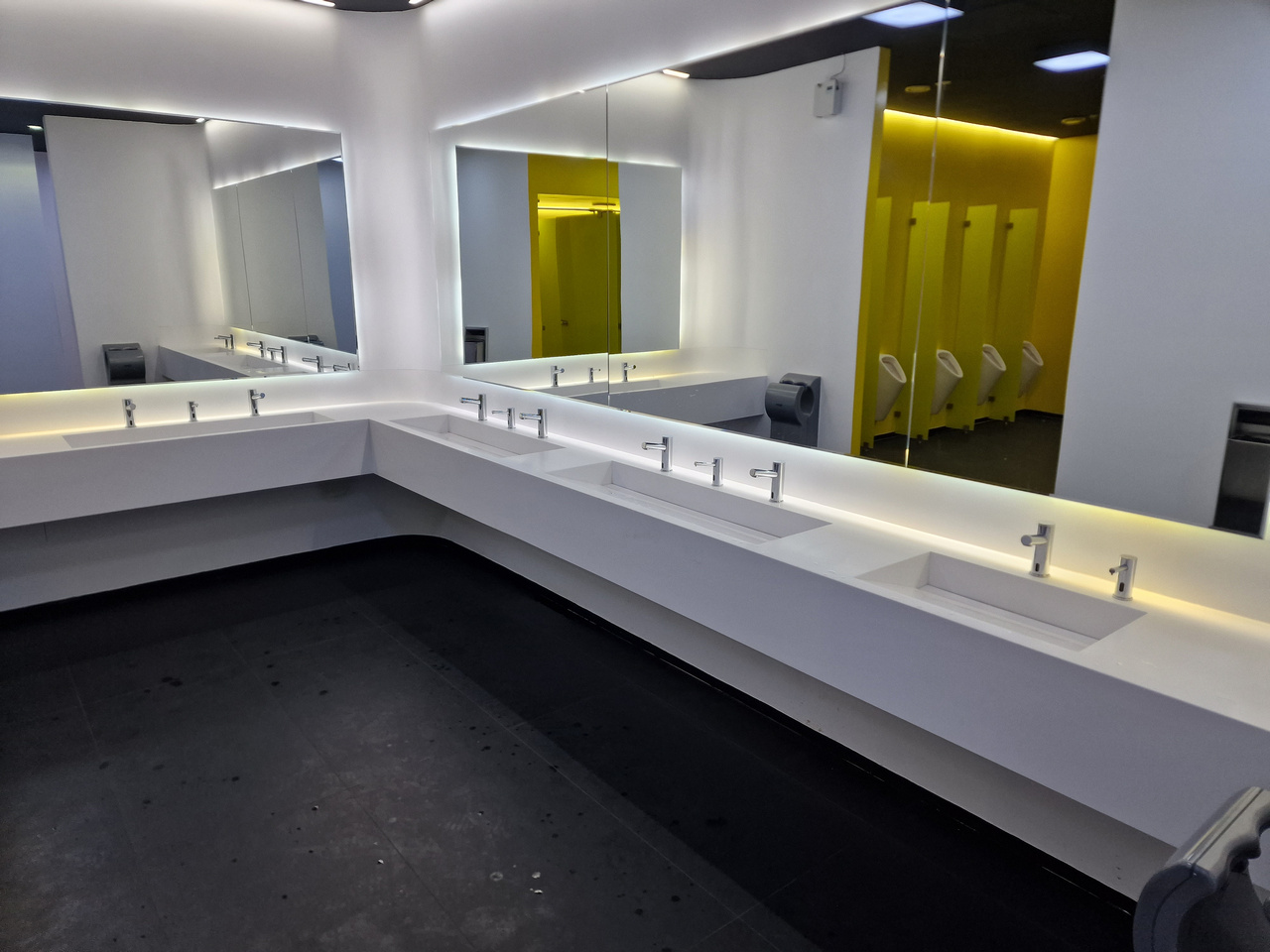 Visioline – Premium Surface Solution